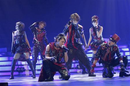AAA celebrates their 5th year anniversary with a concert and a ...