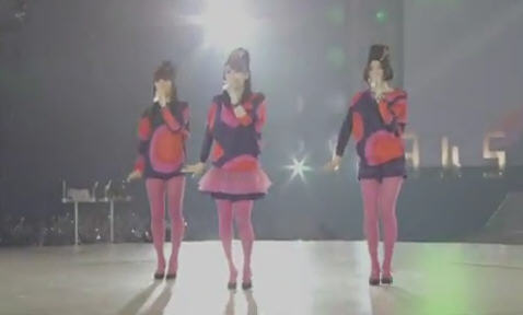 Check out a live Perfume performance of "Polyrhythm"! | tokyohive