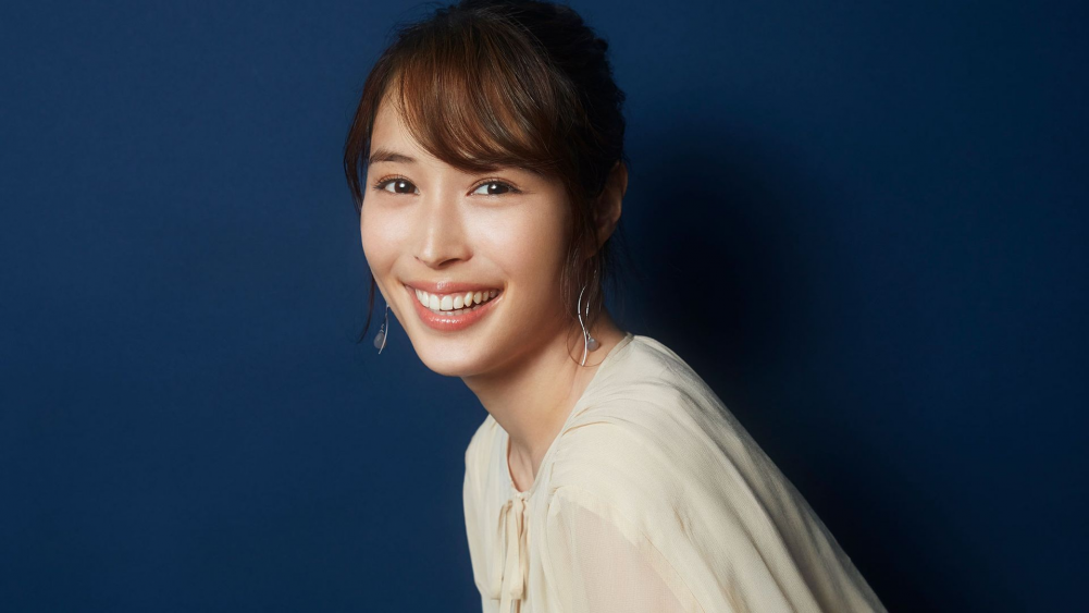 Alice Hirose kicks off the year on X: 'Happy New Year! I’m going full ...
